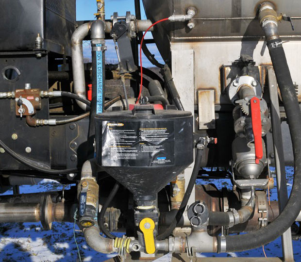 Stahly Sprayer - McDowell Farm Implement Co.