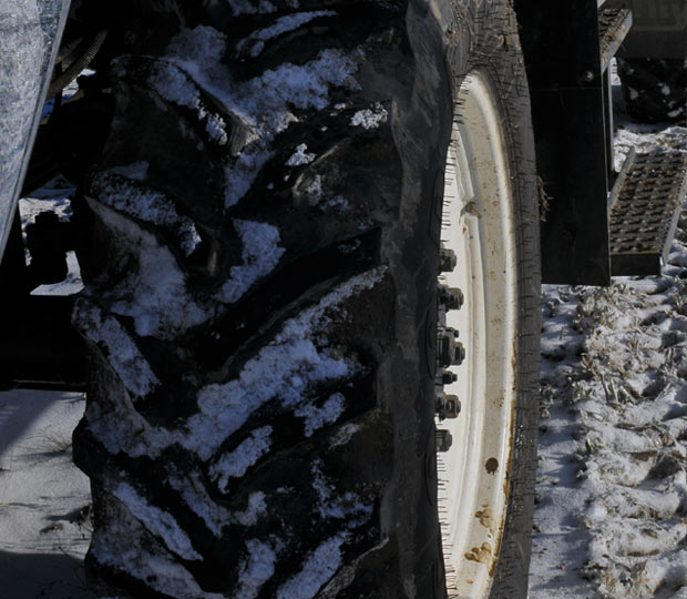 Stahly Sprayer - McDowell Farm Implement Co.